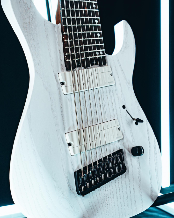 Legator :: Musifacts